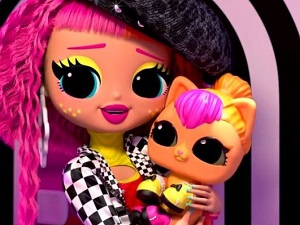 L.O.L. Surprise! O.M.G. B.B. Driver game play free online